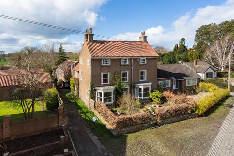 6 bed detached house for sale in Crofton House, 17 West Street, Yarm ...