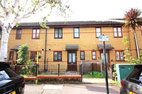 2 bed terraced house for sale in Frobisher Gardens, 4 Westerham Road ...