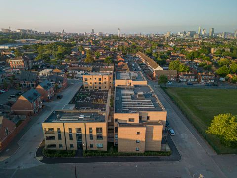 City Residence, Liverpool L5, 2 bed flat for sale, £200,000 - Zoopla