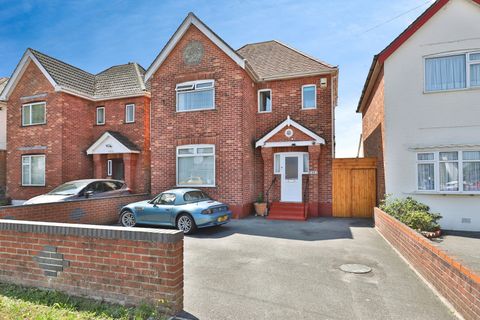 Wallisdown Road, Poole, Dorset BH12, 4 bed detached house for sale, £ ...