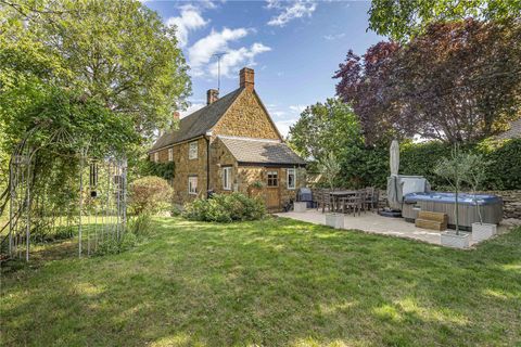 Church Street, Bloxham, Banbury, Oxfordshire OX15, 4 bed detached house ...