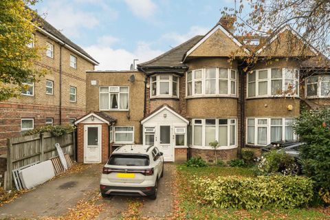 Watford Way, London NW4, 2 bed maisonette for sale, £325,000 - Zoopla