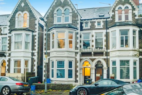 1 bed flat for sale in Connaught Road, Roath, Cardiff CF24, £110,000 ...
