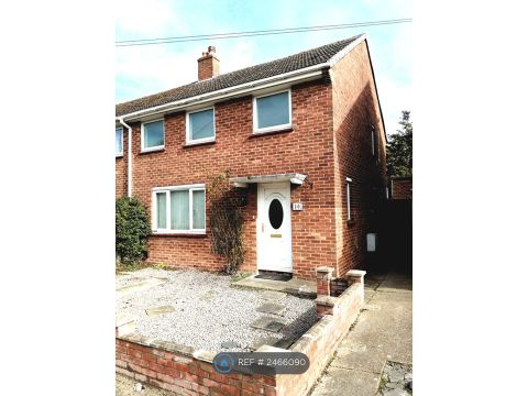 3 bed semi-detached house to rent in Tillyard Way, Cambridge CB1, £ ...