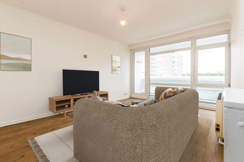Fontley Way, Roehampton SW15, 1 bed flat for sale, £190,000 - Zoopla