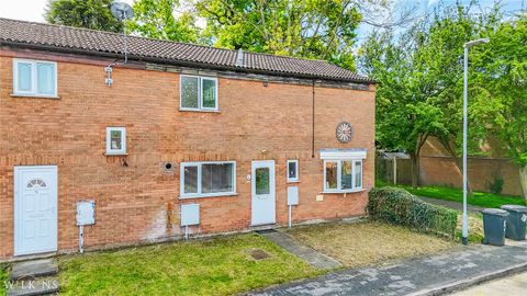 4 bed end terrace house for sale in Rainscar, Wilnecote, Tamworth ...