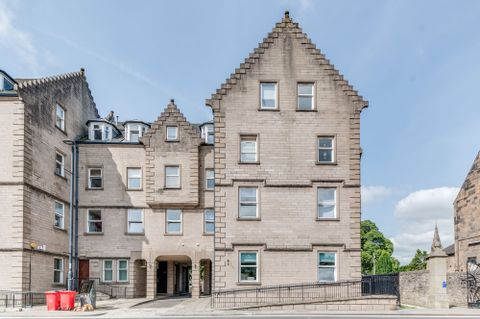 1 bed flat for sale in Tay Street, Perth PH2, £74,999 - Zoopla