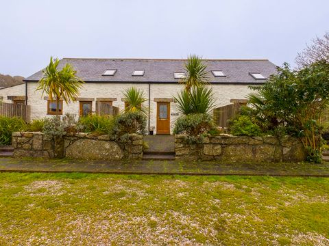 2 bed barn conversion to rent in Stithians, Truro TR3, £1,100 pcm - Zoopla