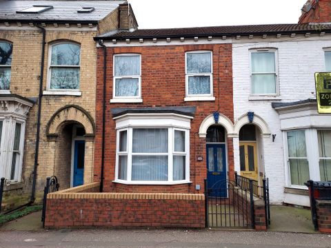 3 bed terraced house to rent in Plane Street, Hull HU3, £850 pcm - Zoopla