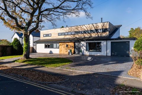 5 bed detached house for sale in Evenlode Avenue, Penarth CF64, £ ...