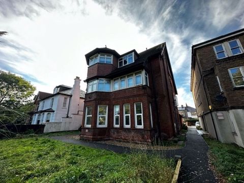 Spring Garden Lane, Gosport PO12, 2 bed flat to rent, £975 pcm - Zoopla