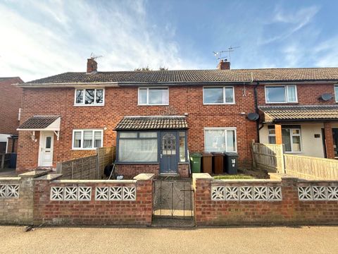 3 bed terraced house for sale in Birchwood Avenue, Lincoln LN6, £ ...