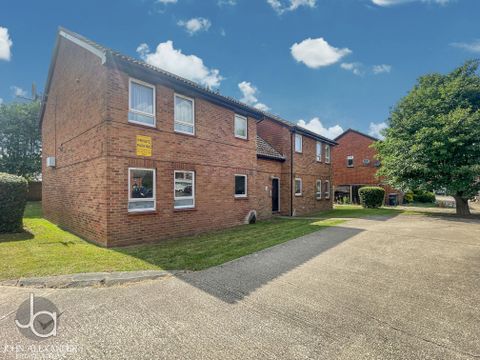 Broadway, Silver End, Witham CM8, Studio for sale, £100,000 - Zoopla