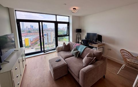 Furness Quay, Salford M50, 1 bed flat to rent, £1,000 pcm - Zoopla