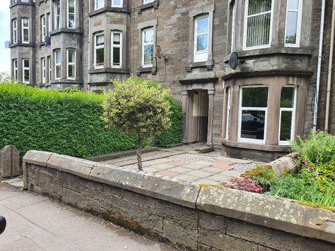 Baxter Park Terrace, Dundee DD4, 1 bed flat to rent, £750 pcm - Zoopla