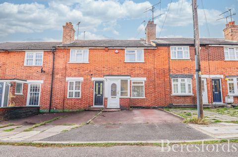Henry Road, Chelmsford CM1, 3 bed terraced house for sale, £350,000 ...