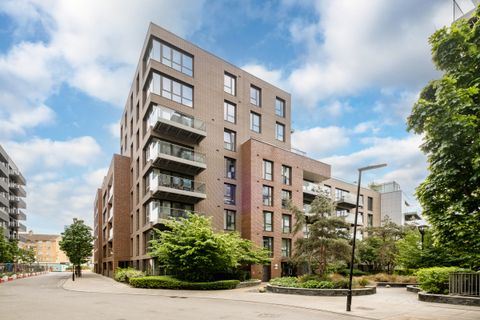 Devan Grove, London N4, 2 bed flat to rent, £3,012 pcm - Zoopla