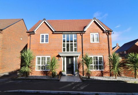 Troon Road, Botley SO32, 4 bed detached house for sale, £525,000 - Zoopla