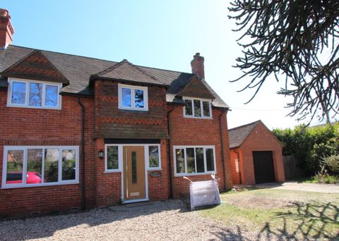 4 bed detached house to rent in Southend Road, Bradfield, Reading RG7 ...