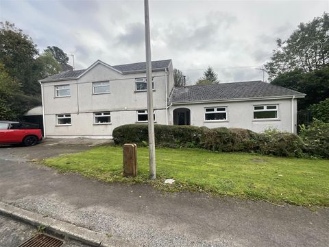 Cwmgwili, Llanelli SA14, 4 bed detached house for sale, £375,000 - Zoopla