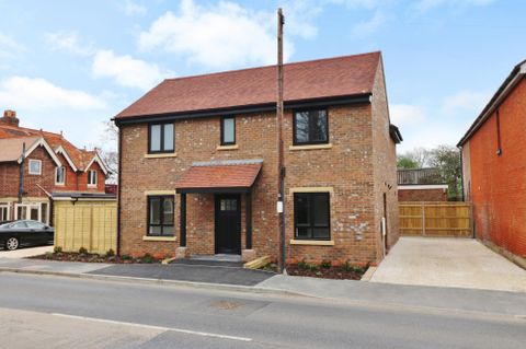 New home, 3 bed detached house for sale in High Street, Botley SO30, £ ...