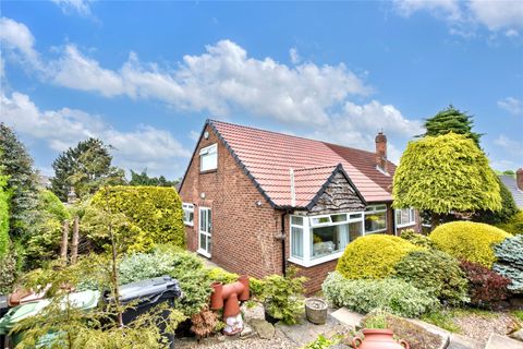 Springbank Avenue, Farsley, Pudsey, West Yorkshire LS28, 3 bed bungalow ...