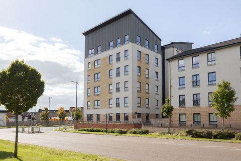 Inchgarvie Loan, Glasgow G5, 2 bed flat for sale, £179,995 - Zoopla