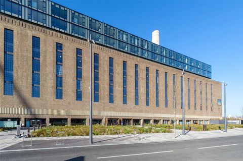 2 bed flat for sale in Circus Road East, London SW11, £2,883,300 - Zoopla