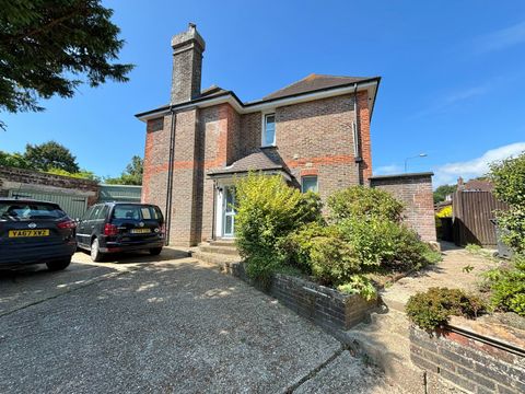 2 bed flat for sale in Little Common Road, Bexhill On Sea TN39, £ ...