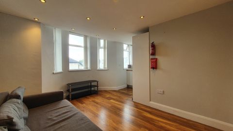 Ferry Road, Cardiff CF11, 1 bed flat to rent, £975 pcm - Zoopla