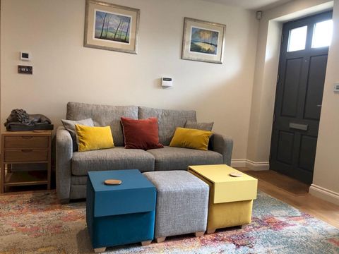 Bath BA1, 1 bed flat to rent, £2,646 pcm - Zoopla