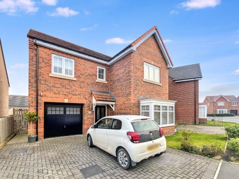 4 bed detached house for sale in Woodland Close, Bedlington NE22, £ ...