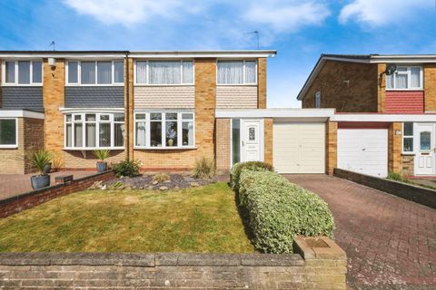 Prestwick Road, Birmingham, West Midlands B35, 3 bed semi-detached ...