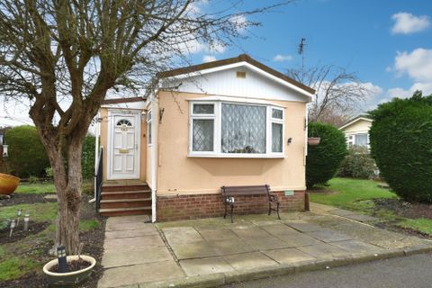 Pine Grove Park, Swavesey CB24, 2 bed mobile/park home for sale, £ ...