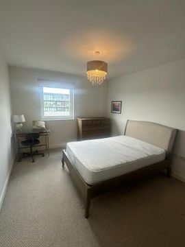 1 bed flat to rent in Forge Square, London E14, £1,820 pcm - Zoopla