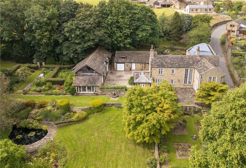 Briestfield Road, Briestfield, West Yorkshire WF12, 5 bed detached ...