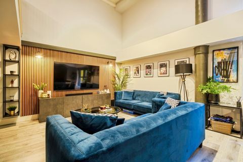 Regent Road, Liverpool, Merseyside L3, 2 bed flat for sale, £400,000 ...