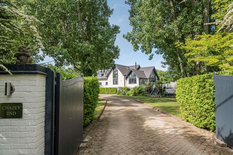 The Warren, Caversham, Reading, Berkshire RG4, 5 bed detached house for ...