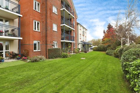 Stour Road, Christchurch BH23, 1 bed property to rent, £1,000 pcm - Zoopla