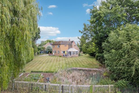The Avenue, Worminghall HP18, 4 bed detached house for sale, £1,000,000 ...