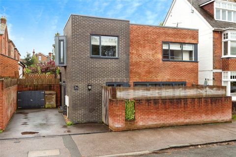 3 bed detached house for sale in Southfield Road, Tunbridge Wells, Kent ...