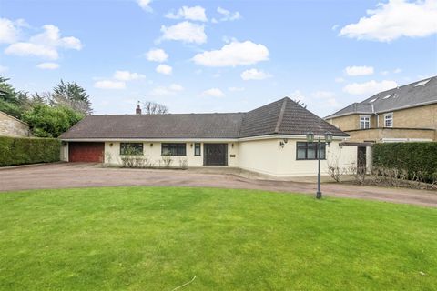 4 bed detached bungalow for sale in The Drive, Ickenham UB10, £ ...