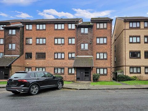 Wicket Road, Perivale, Greenford UB6, 1 bed flat for sale, £220,000 ...