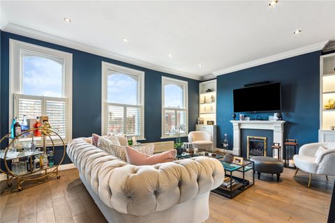 3 bed flat for sale in Balham Grove, London SW12, £770,000 - Zoopla