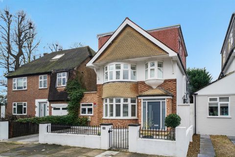 6 bed detached house for sale in Clive Road, Twickenham TW1, £1,900,000 ...