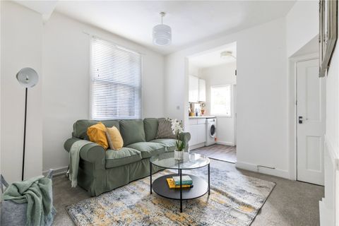 2 bed flat for sale in Leverson Street, London SW16, £395,000 - Zoopla