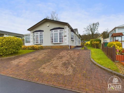 Clanna Country Park, Alvington, Lydney GL15, 2 bed mobile/park home for ...
