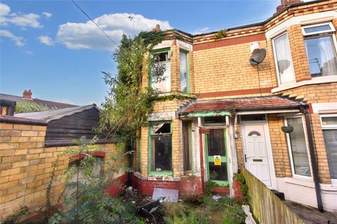2 bed terraced house for sale in Shirley Avenue, Perth Street West ...