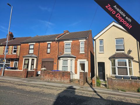 2 bed property to rent in Devizes Road, Salisbury SP2, £1,050 pcm - Zoopla