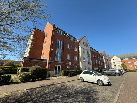 Academy Place, Isleworth TW7, 1 bed flat to rent, £1,450 pcm - Zoopla